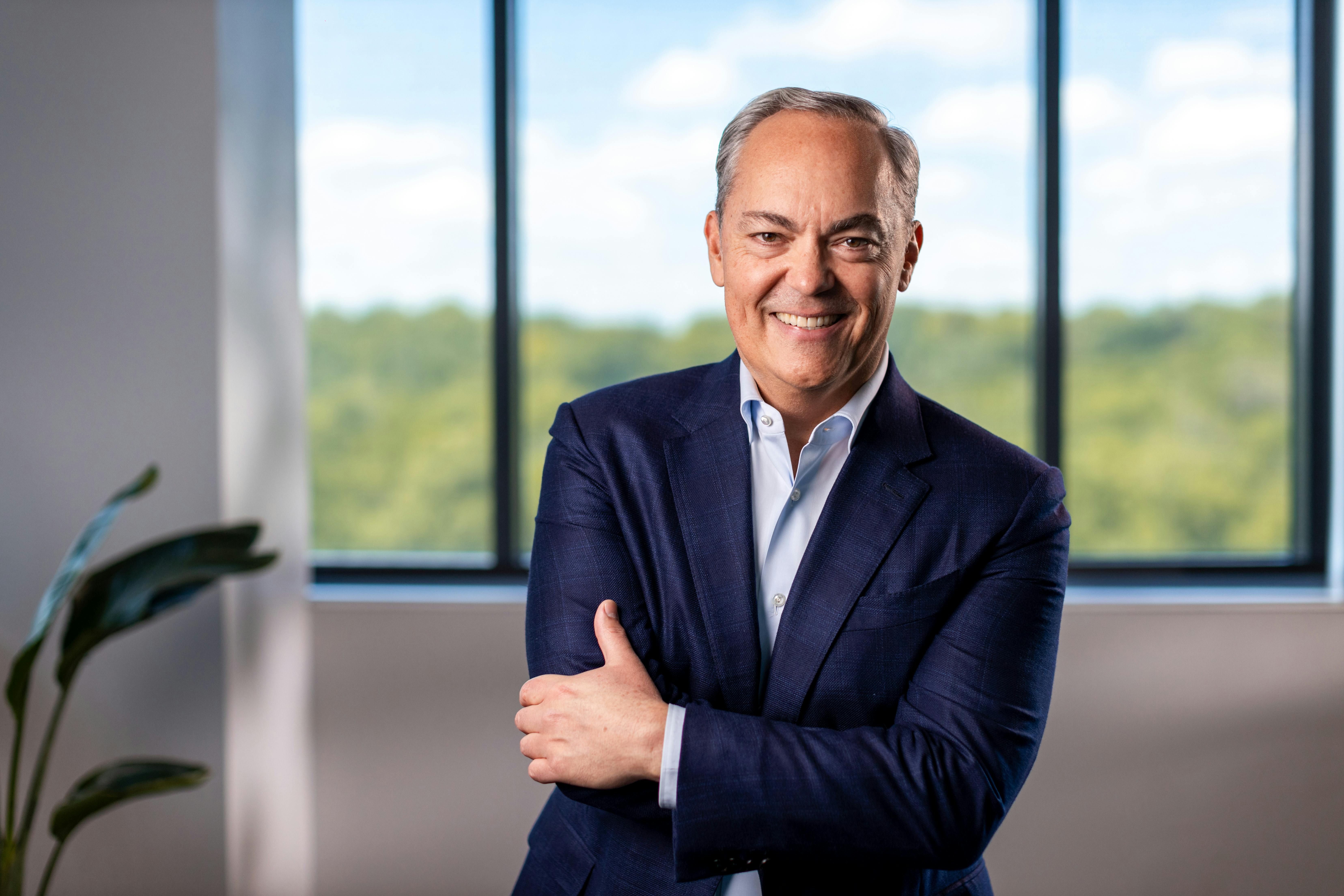 CollisionRight Reaches 100 Collision Repair Shops | Fender Bender